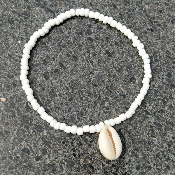 White Beaded Seashell Anklet | Classy Women Collection